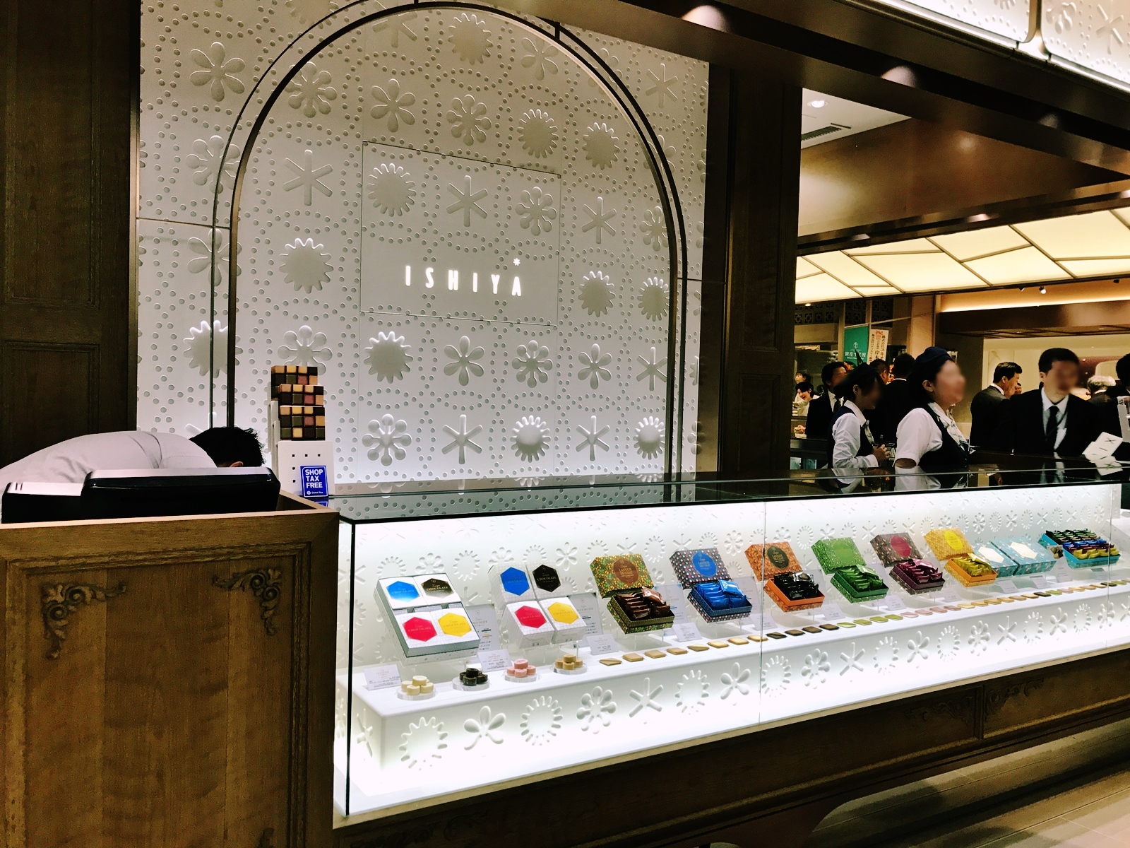 銀座の新名所 GINZA SIX（ギンザシックス）の見どころ – *wagamama travel*